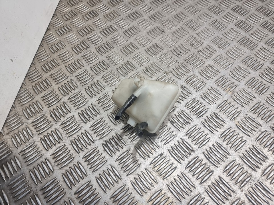 FORD FOCUS DAW, DBW Bremsflüssigkeitsbehälter 98AB2C217AD 98AG2L414AG ...