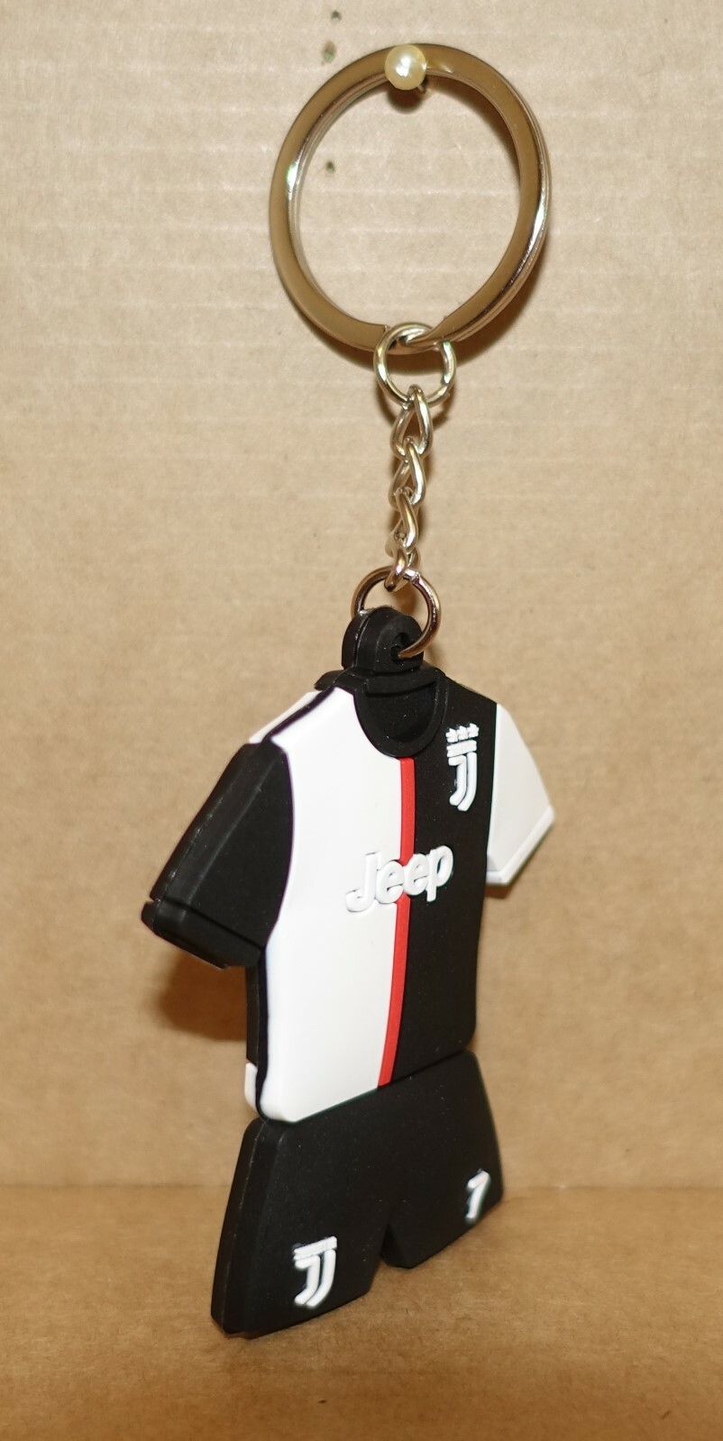 Cristiano Ronaldo CR7 Juventus #7 Jersey 2019 3D Keychain Keyring ...
