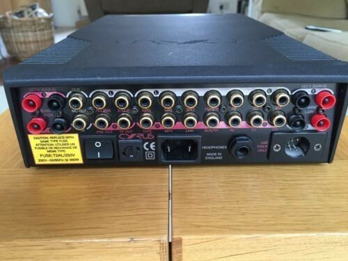 CYRUS 8 VS2 INTEGRATED AMPLIFIER- BLACK- WITH ORIGINAL BOX AND REMOTE ...