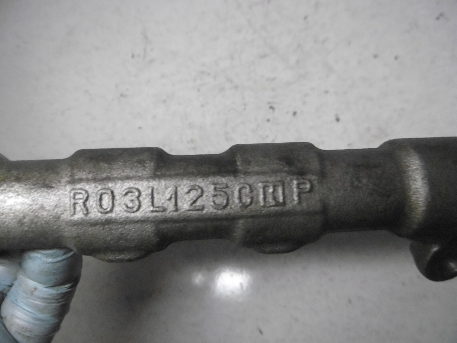 VW Skoda Seat Audi TDI Fuel Distributor Injection Rail 03L130089P ...