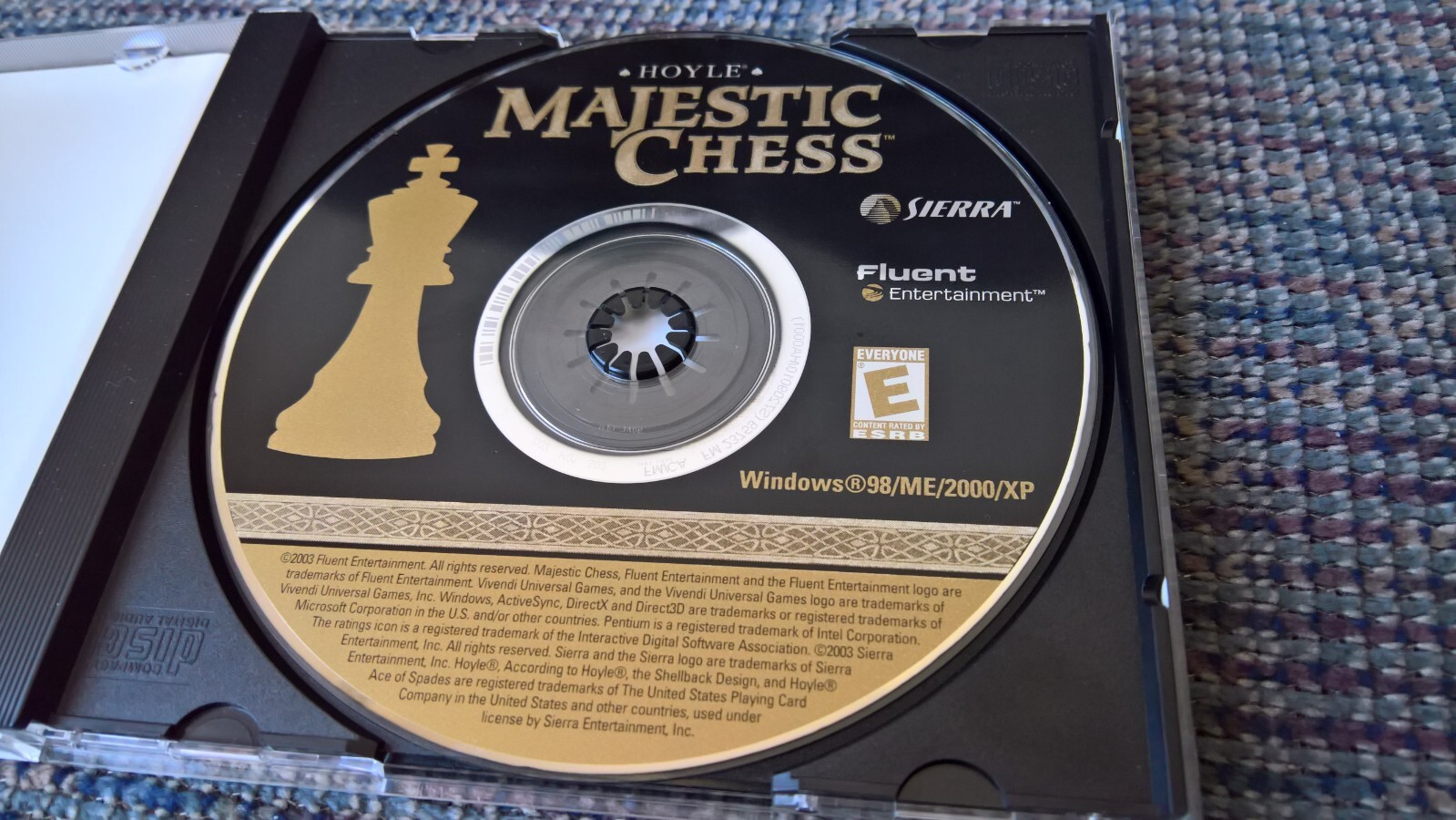 Majestic Chess PC CD-ROM Game Hoyle with CD license key and jewel case ...