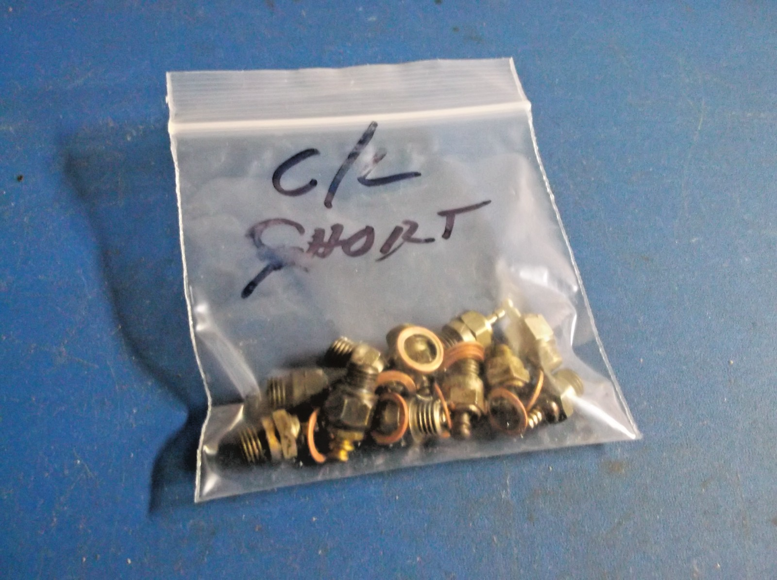 LOT OF (10) MIXED BRAND (CONTROL LINE) (SHORT) GLOW PLUGS ALL GOOD 4 ...