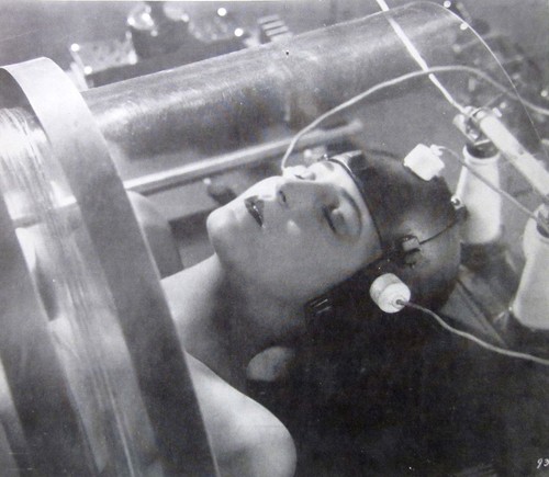 METROPOLIS clipping Brigitte Helm as Evil Maria B&W photo 1927 sci-fi ...