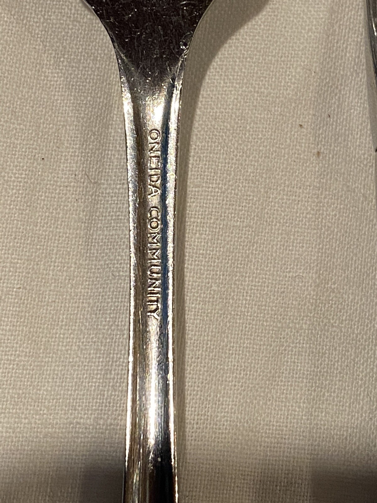 Oneida CLARETTE Fork, Knife, Spoon Dinner Set Stainless USA Flatware ...