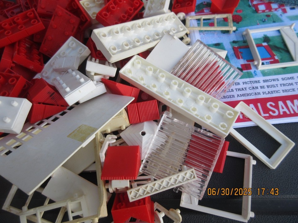 1950's AMERICAN PLASTIC BRICKS SET 725 ELGO How to Build with HALSAM | eBay