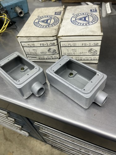 Lot Of 2 Appleton FS-1-50 Cast Malleable Iron Device Box 1/2" FS-150 ...