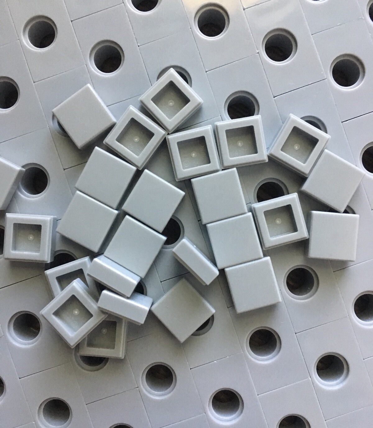 Lego Grey Flat Tiles 1x1 Light Gray Square Smooth Finish Buildings Roof ...