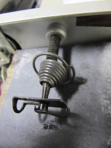 MAGNAVOX Collaro CHASSIS SPRING + TRANSPORT SCREW Turntable Imperial ...