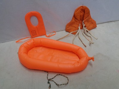 1965 G.I. Joe Navy life vest & raft for Sailor attack set 1966 vintage ...