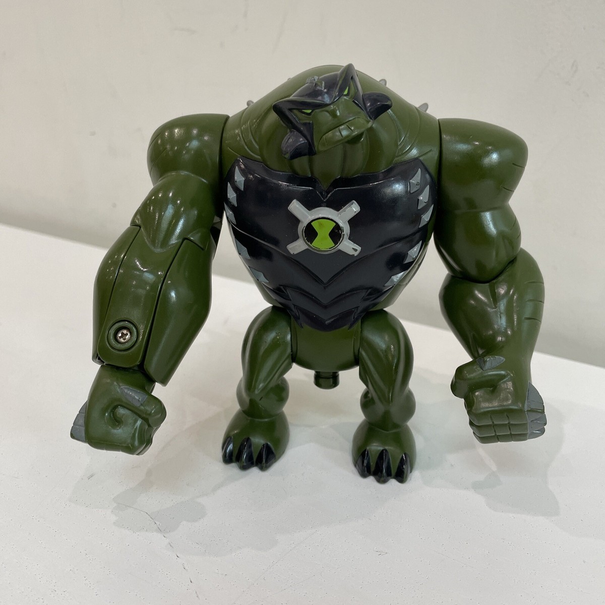 Ben 10 Omniverse Ultimate Humungousaur Ultimate Humungousaur Toy New