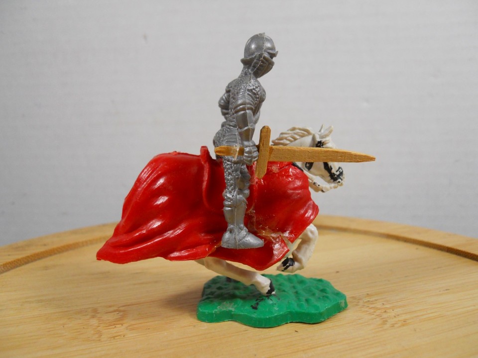 vintage lot 2 Timpo Toys medieval cavalry soldiers mounted horses ...