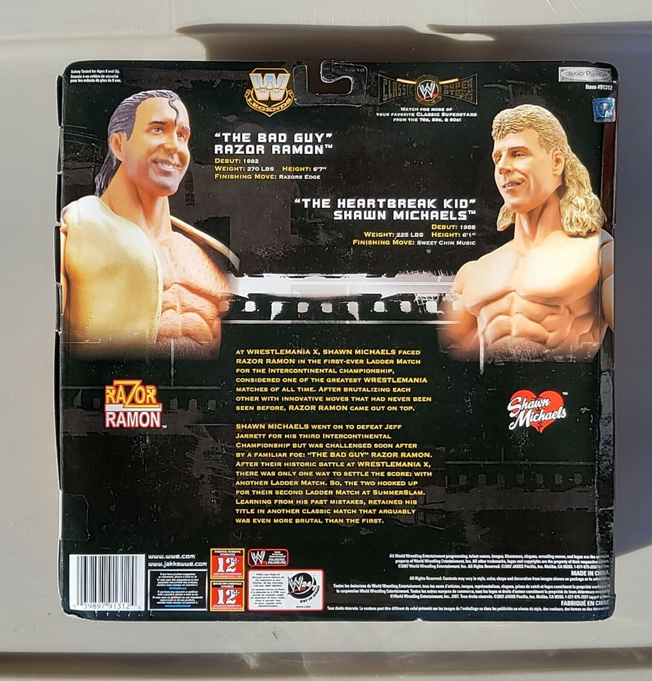 wwe deluxe classic superstars razor ramon vs shawn michaels wrestling ...