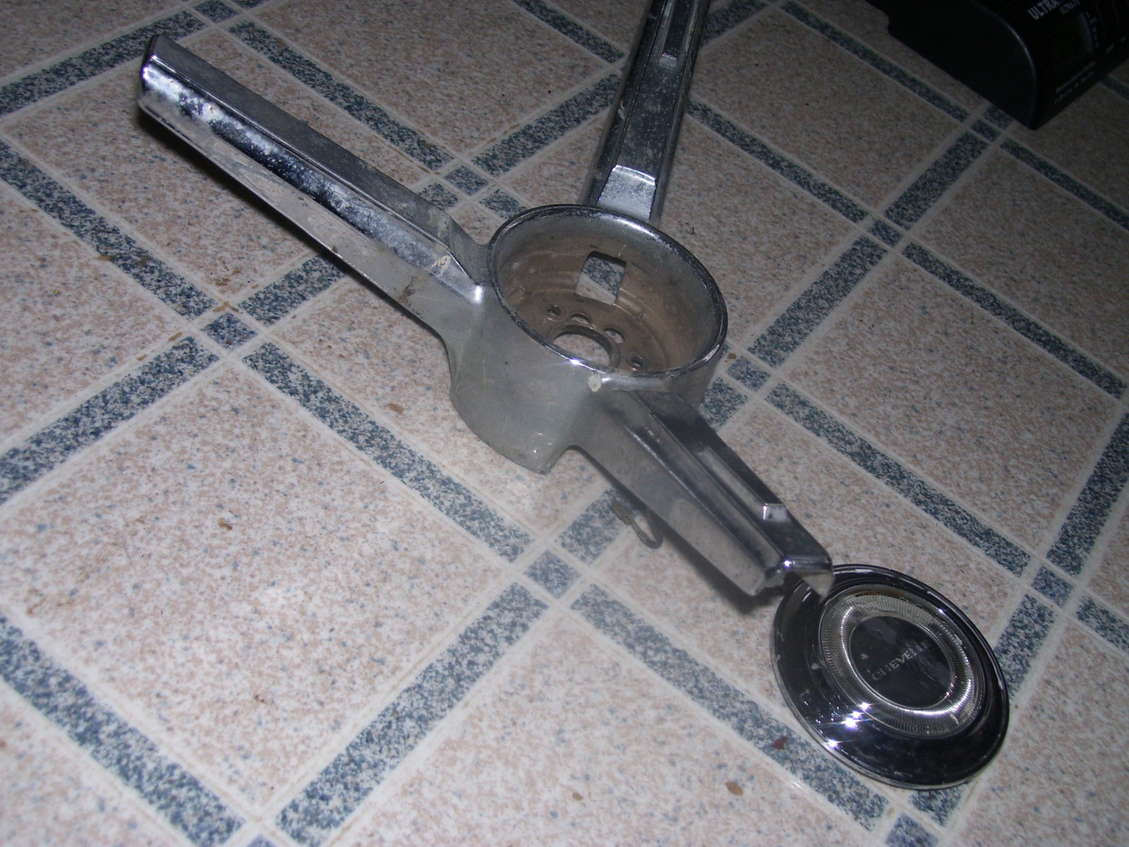 original 67 chevelle horn rim + button | eBay