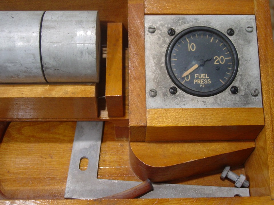 Gayston USAF Pressure Suit Tester Original Wood Box Instrument Bomber ...