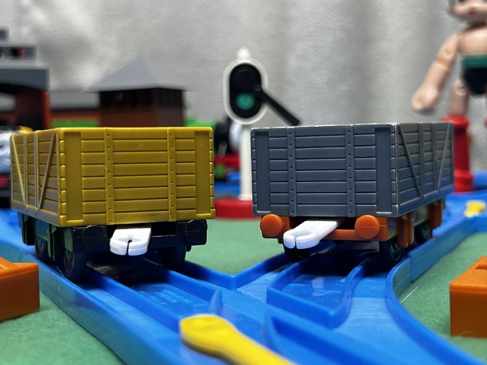 Custom Scruffy Tomy Truck Lot Thomas Friends Trackmaster Trains | eBay