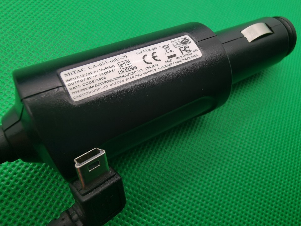 Mini USB Sat Nav Car Charger For Binatone TomTom XL Mio Navman ProNav ...