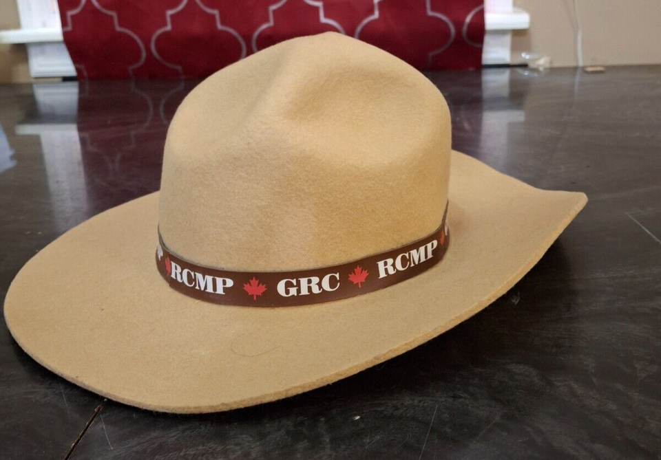 Royal Canadian Mounted Police Campaign Cowboy Hat Official RCMP GRC ...
