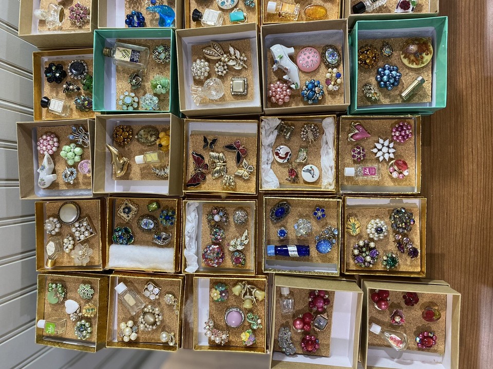Vintage Costume Jewelry Push Pins-100% Upcycled, 50 Box Set Lot ...