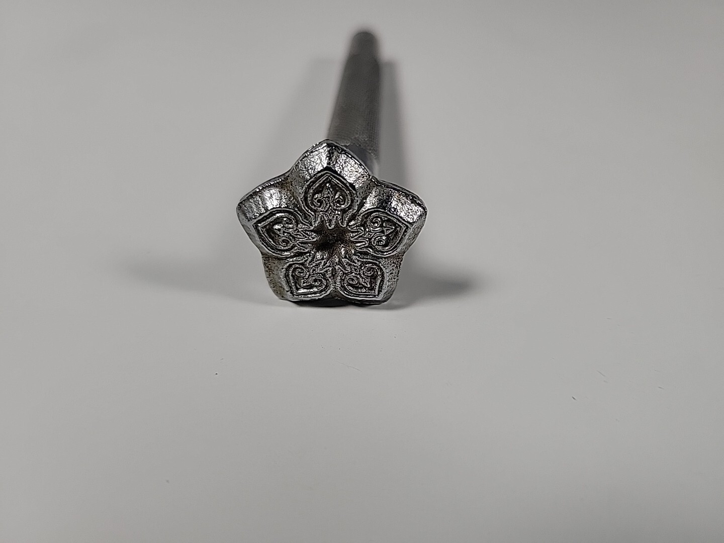 Baron Tools Leather Stamp Tools Lot Of 2 Flower (260) And Sun (815) | eBay