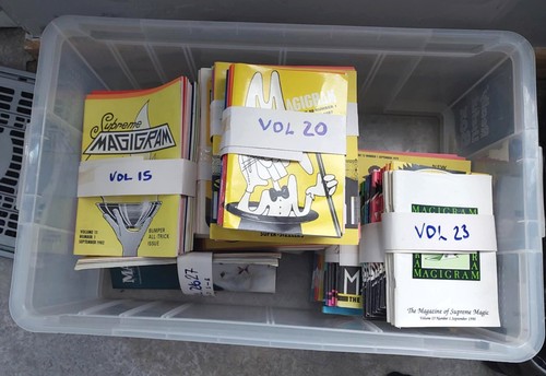 Magigram Magic Magazines, Job lot, 22 volumes magic tricks, Coin tricks ...