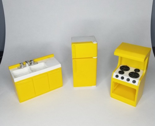 Vintage Dollhouse Yellow 3 pc Fridge Stove Dble Sink Plastic Htf Toys ...