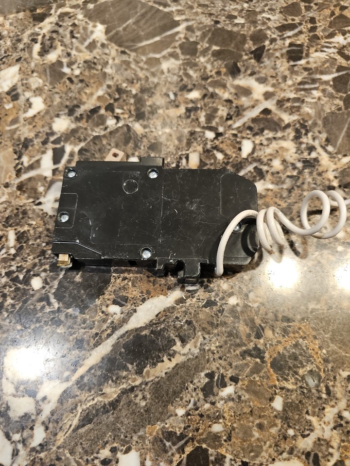 Eaton CHFN115GF Cutler-Hammer Ground Fault CH Circuit Breaker TESTED | eBay