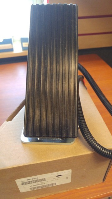 International Pedal 3525639C93 for sale online | eBay