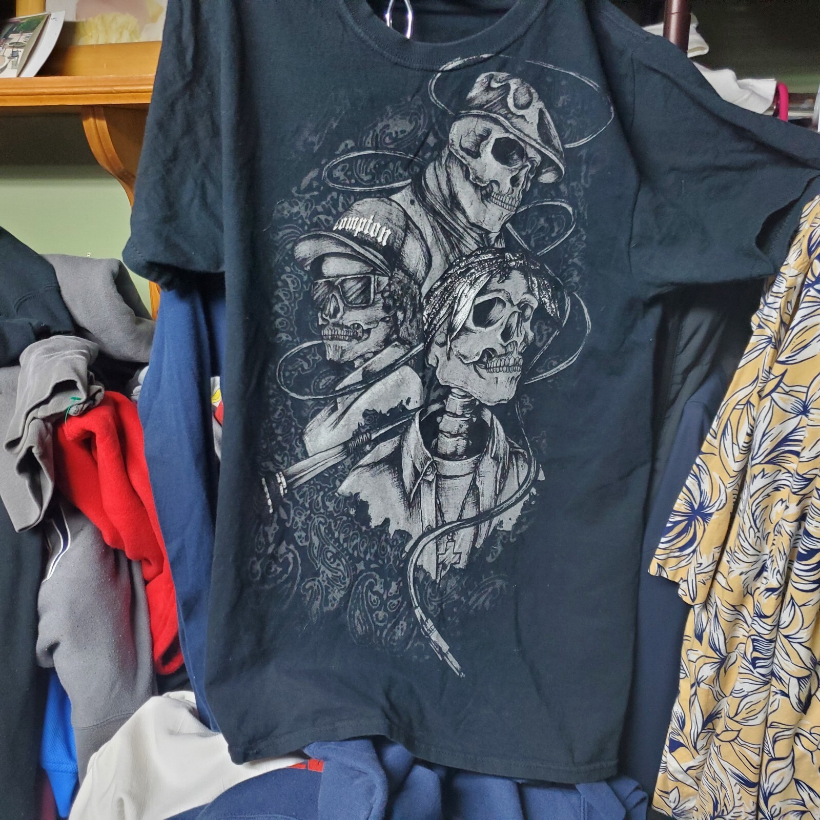 Vintage Y2K 2pac, Eazy E, and Notorious Big Skeleton … - Gem