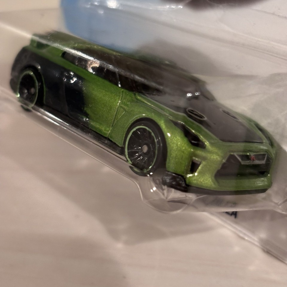 '17 Nissan Gt-R R35 Guaczilla Hot Wheels | eBay