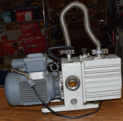 LEYBOLD TRIVAC D4A VACUUM PUMP | eBay