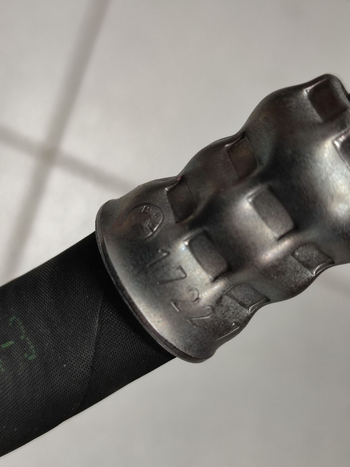 *BMW 1'-3'-Z4 E89 oil cooling pipe inlet !!NEW!! GENUINE 17227577635 | eBay