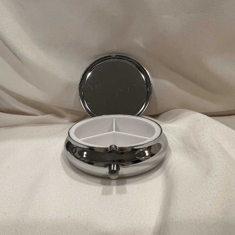 Alice in Wonderland Travel Pill Box 3 Compartment Medicine Pill Case ...