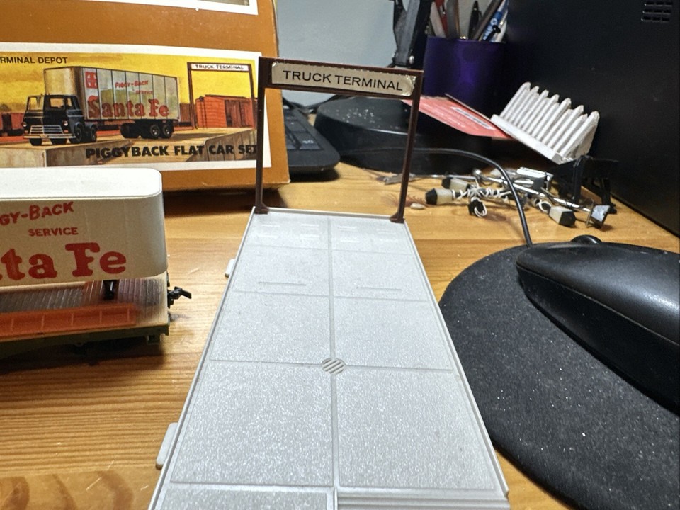 TYCO Vintage HO Scale Santa Fe Piggyback Flat Car Set #T348A-500 | eBay