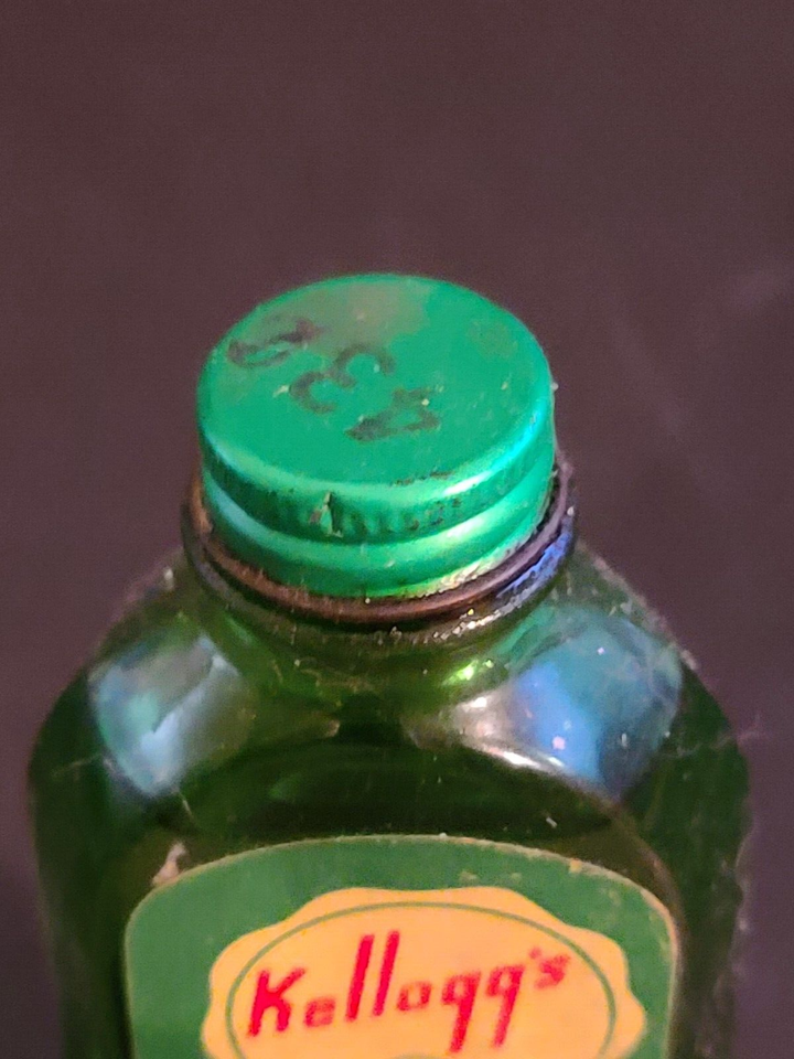 VTG Kelloggs Perfected Tasteless Castor Oil 2 oz Green Glass Bottle ...