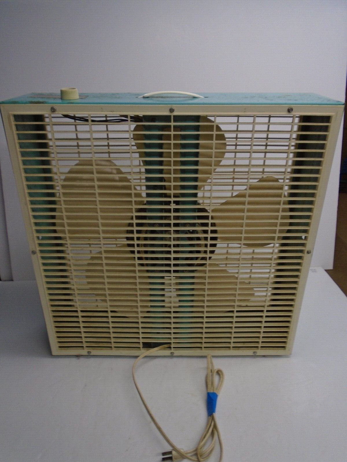 Vintage RARE "SUPERLECTRIC" AQUA BOX FAN - Model 2072 - Mfg. Cape ...