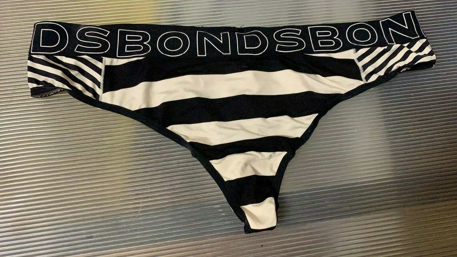 BONDS women's GEE STRINGS Underwear assorted colour G String Thong ...