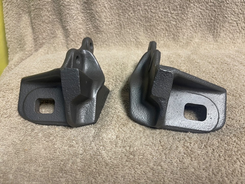 FORD 1964 1965 MUSTANG COMET 260/289 V8 ENGINE FRAME MOUNTS | eBay