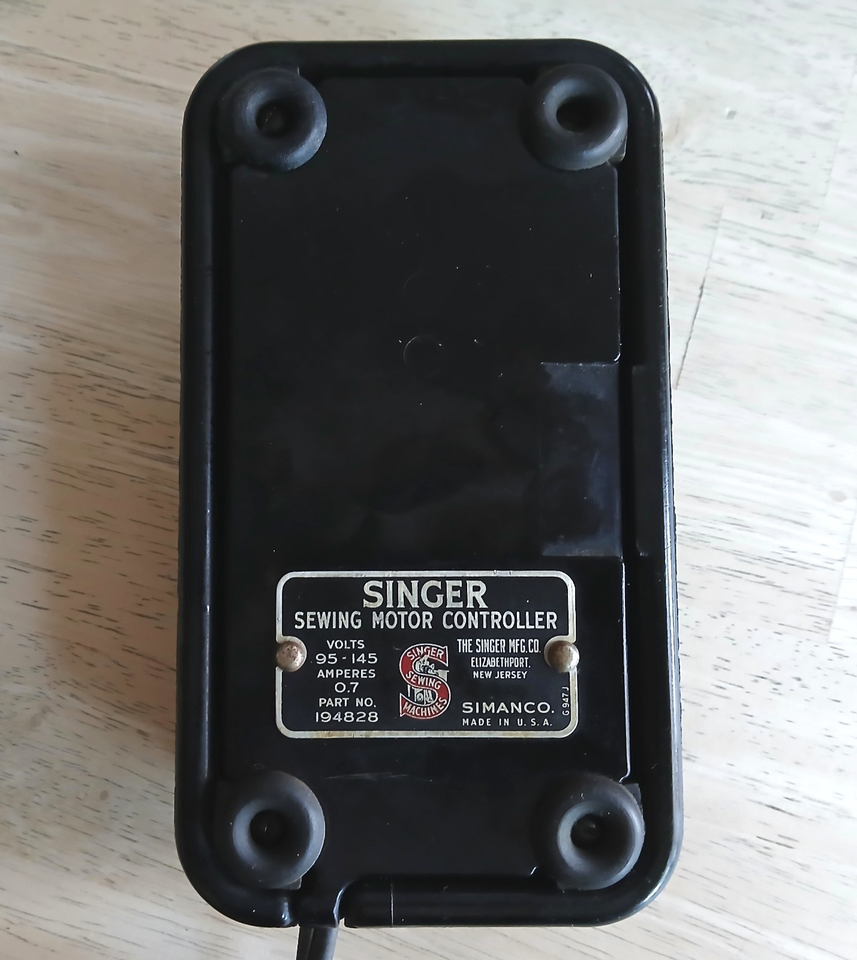 Singer Sewing Machine Foot Motor Controller Pedal 221 66 99 201-2 15-9 ...