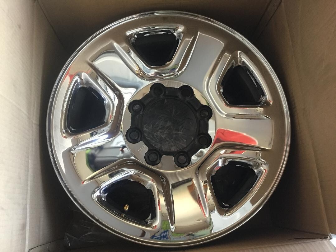 OEM 18" 18x8 Dodge RAM 2500 3500 8 Lug Chrome Steel Wheel Rim ...