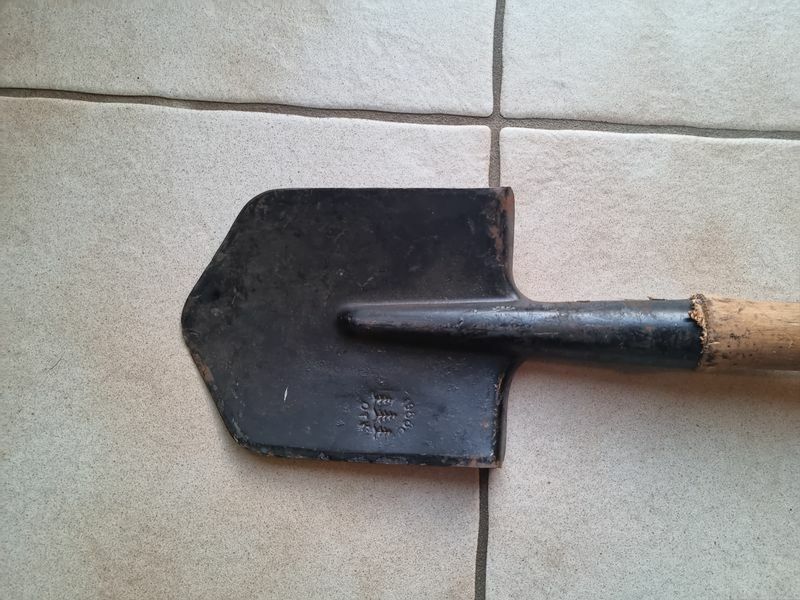 Dnepr K-750, MW 750, Ural M72, GAZ 69, Original Russian Spade, Shovel ...