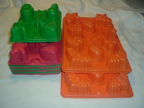 Jell-o Jigglers Molds Shots Shooters Lot of 10 Christmas Halloween | eBay