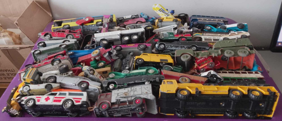 ORIGINAL VINTAGE DIECAST JOB LOT CARS TRUCKS etc DINKY CORGI MATCHBOX ...