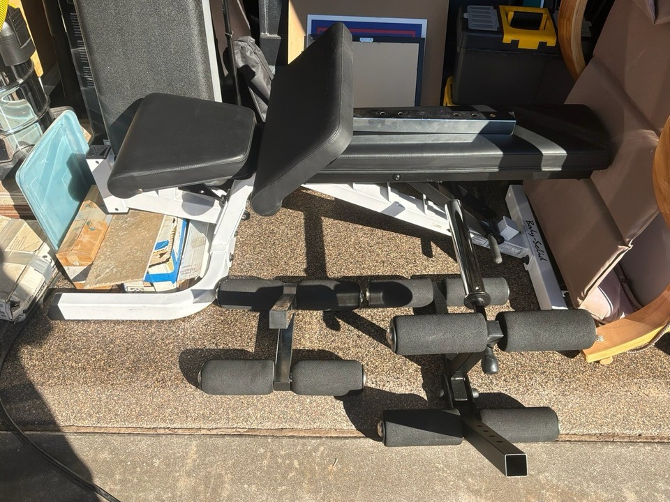 COMMERCIAL Weight Bench - Leg Extension/Curl, Preacher Curl, Sit Up ...