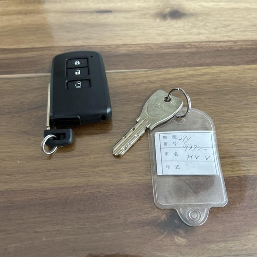 Toyota Voxy Genuine Smart Key Spare/Set Used Non-Hybrid Car Accessories ...