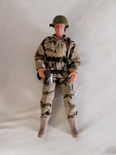 POWER TEAM MILITARY ACTION FIGURE 12 INCH, CAMOUFLAGE UNIFORM, HELMET ...