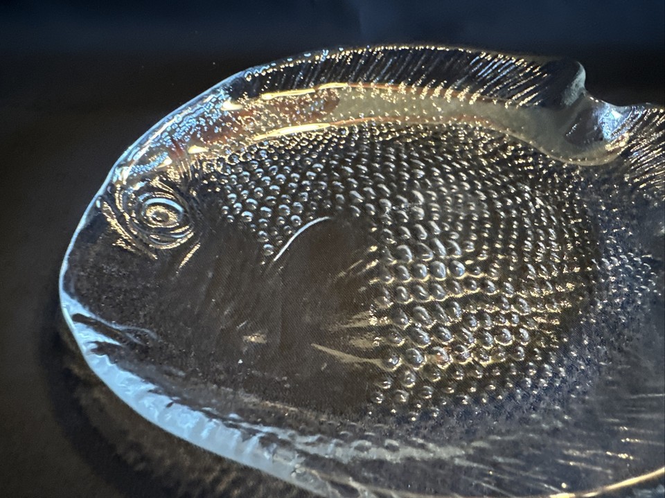 "Poisson" Fish Dessert Plates Arcoroc France Signed Clear Glass Vintage ...