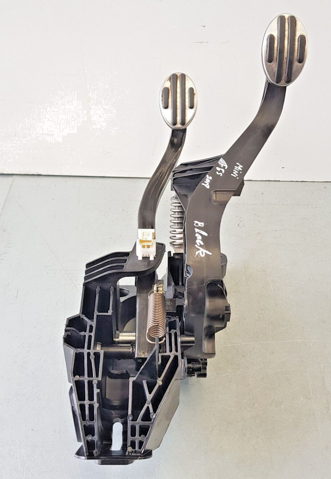 MINI COOPER F55 JCW 2.0i MANUAL 2019 BRAKE AND CLUTCH PEDAL 6860677 ...