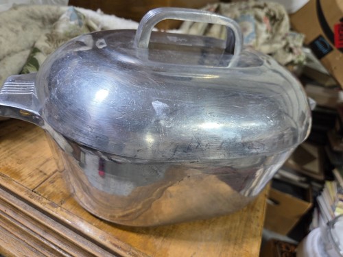 Magnalite GHC 4.5 qt Aluminum Oval Roaster Dutch Oven 12.5” x 8” 4.5 ...