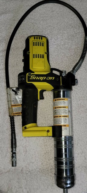 Snap-on Cordless 18v Grease Gun CGG8850 so Snap on 2 Speed 7500 PSI Max ...