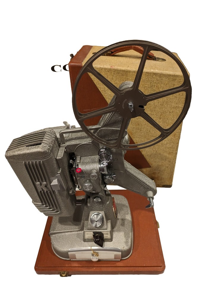 Vintage Keystone Regal K-109D 8 mm Film Projector with Case And Manual ...